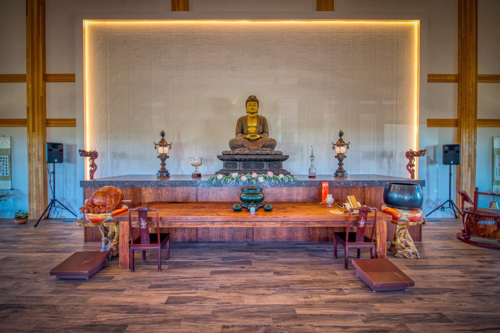 Middle Path – Buddhist Temple of Calgary